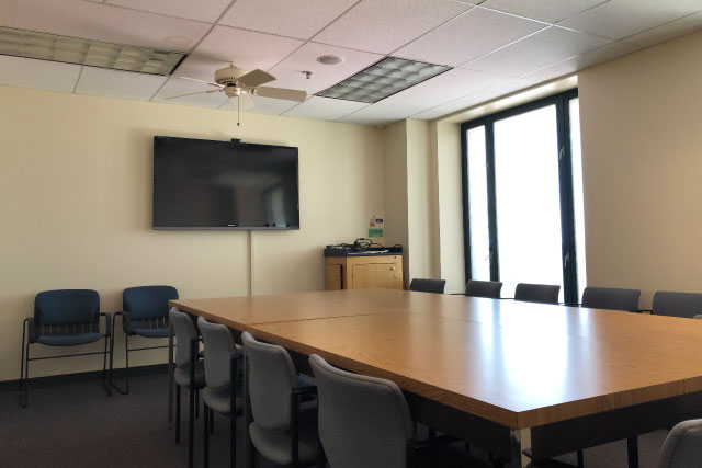 Crowell Reading and Seminar Room Photos - Interdisciplinary Humanities ...